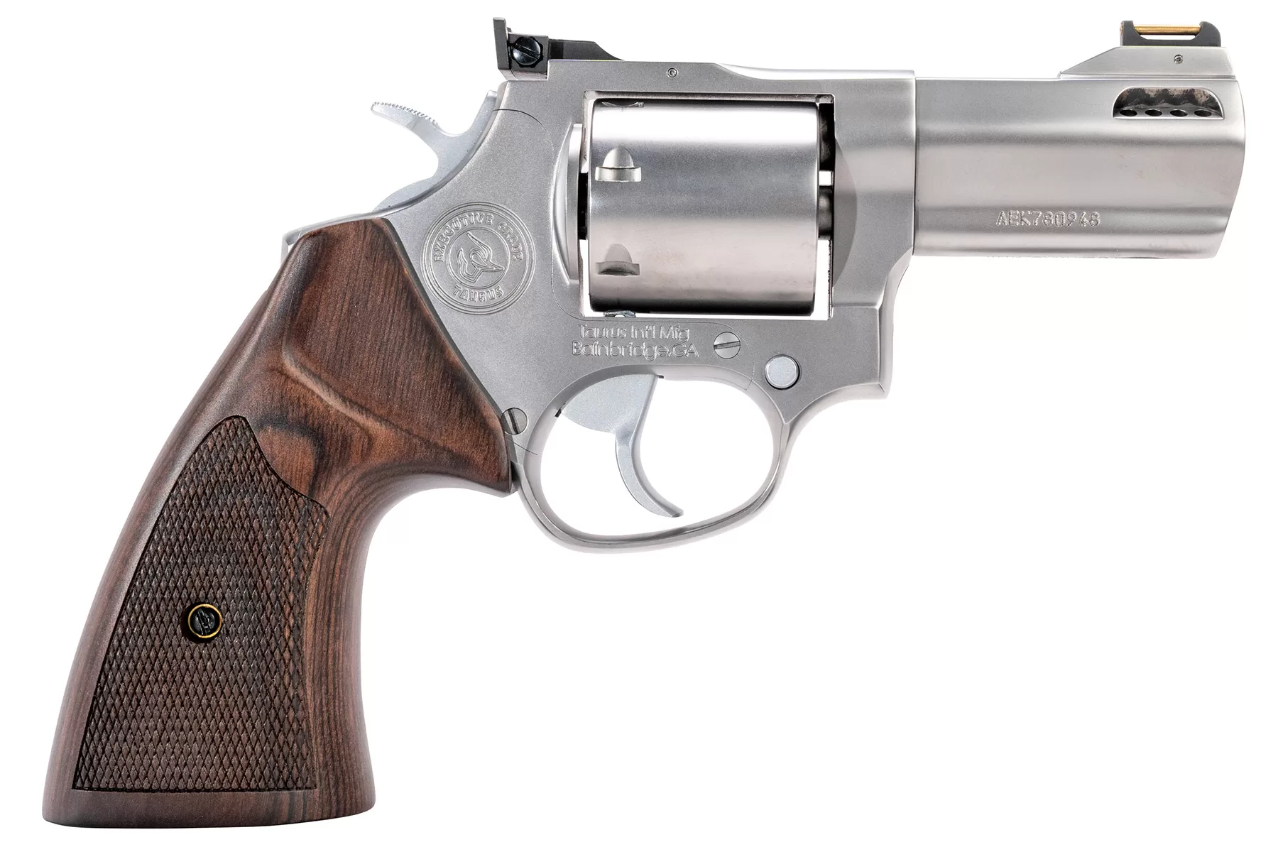 692 Executive Grade .357/.38 & 9mm 3’’ Revolver | Taurus USA